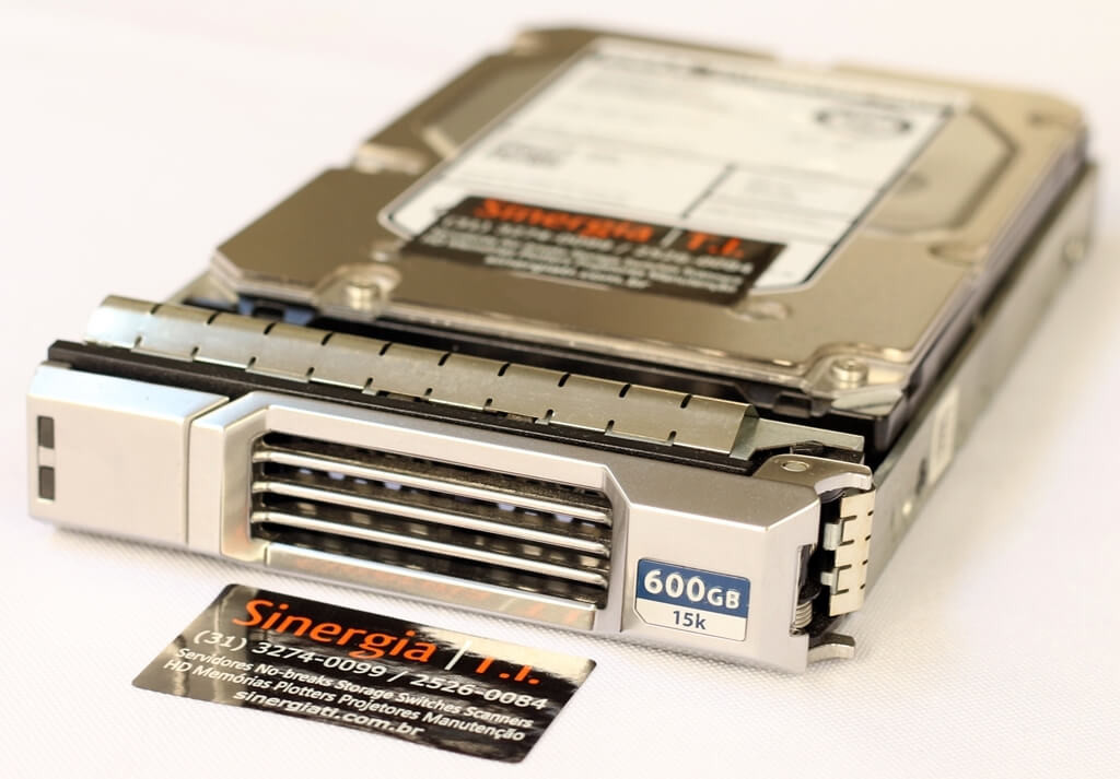 ST3600057SS | HD Dell 600GB SAS 6 Gbps 15K RPM LFF 3,5" para Storage ...