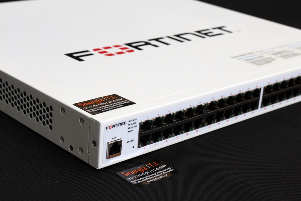 FortiSwitch 448D POE | Switch Fortinet FortiSwitch 448D 48 Portas 10 ...